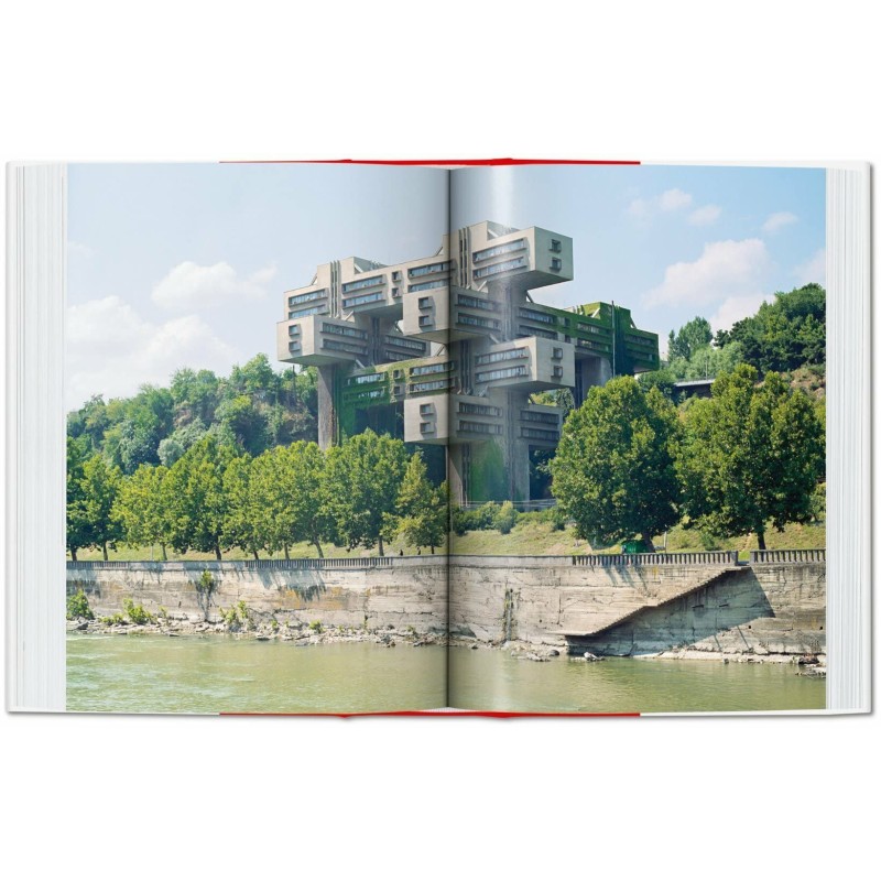 Frédéric Chaubin. CCCP. Cosmic Communist Constructions Photographed ...