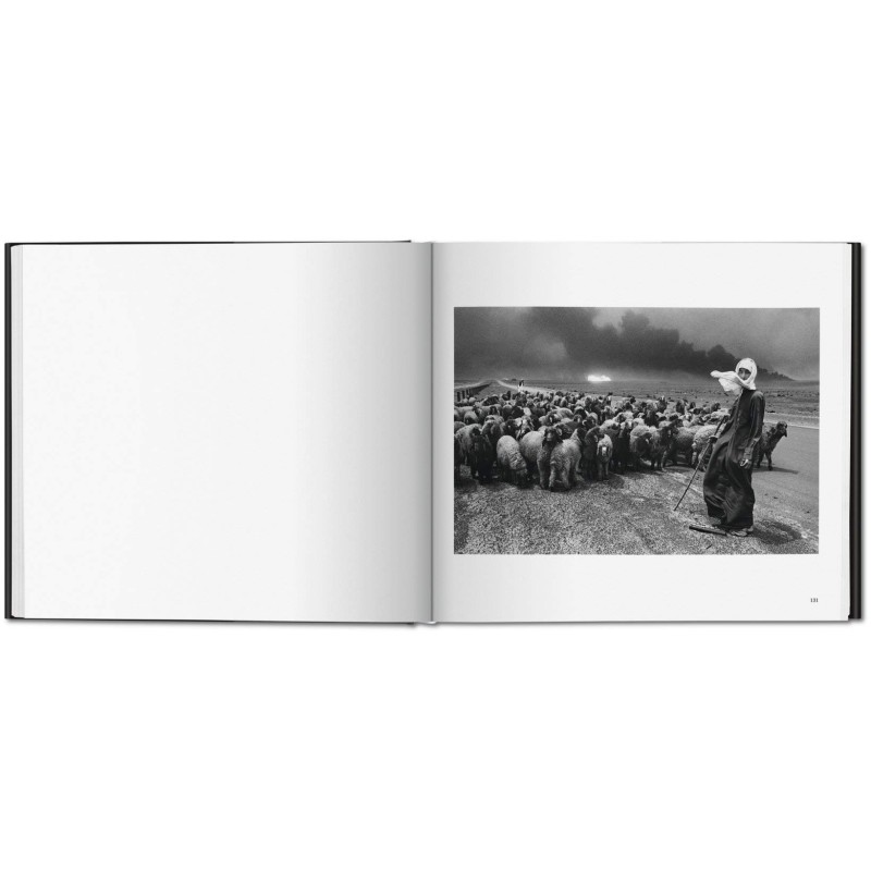 Sebastião Salgado. Kuwait. A Desert on Fire - Teşvikiye Patika Kitabevi