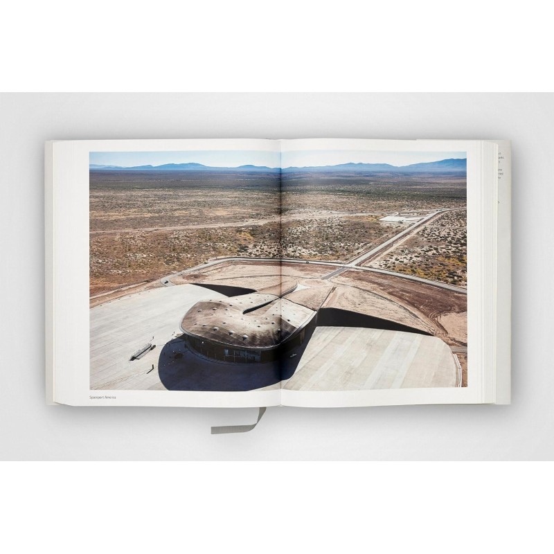 Norman Foster - Teşvikiye Patika Kitabevi