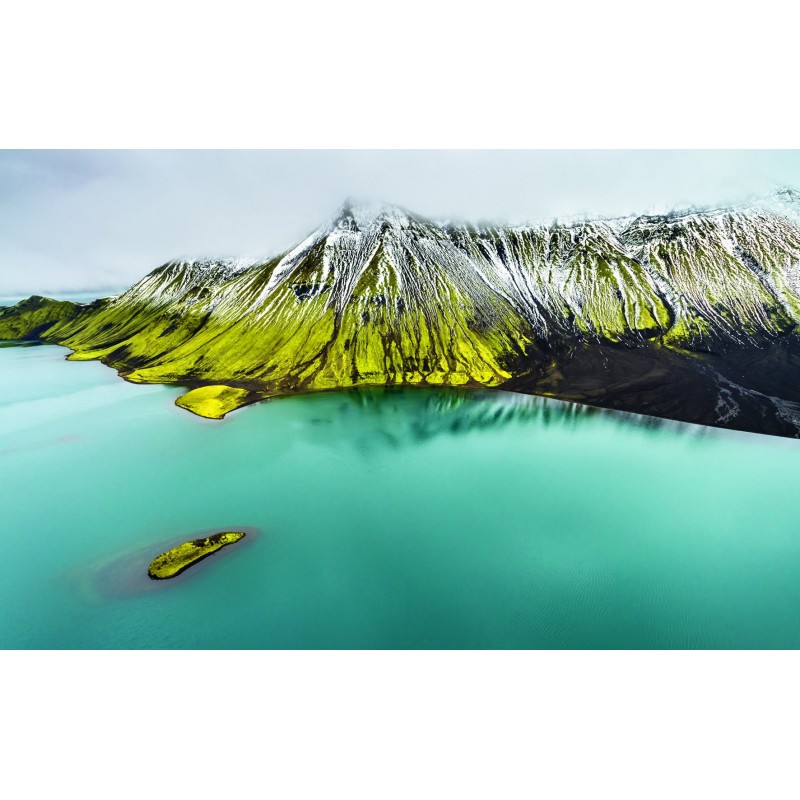 Above the World: Earth Through a Drone's Eye - Teşvikiye Patika Kitabevi